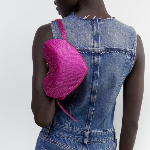 Zara | Bags | Zara Rhinestone Heart Shoulder Bag Fuchsia Nwt Barbiecore ...